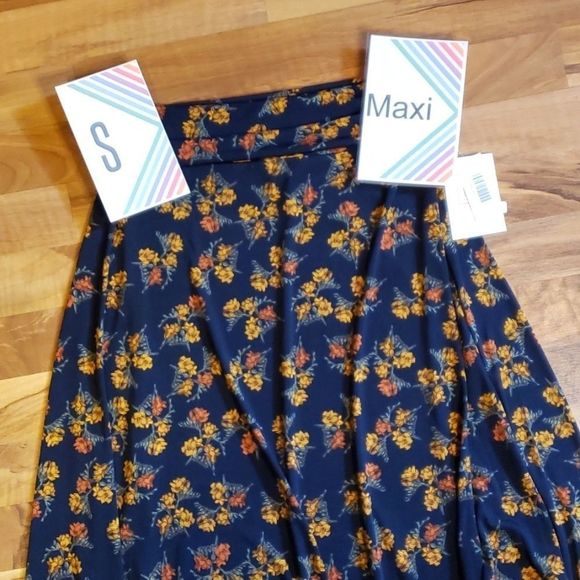 LuLaRoe | Skirts | Brand New Floral Llr Maxi | Poshmark